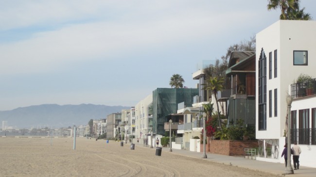 Marina Peninsula Beach (Charlie Beach) in Los Angeles, CA - California ...