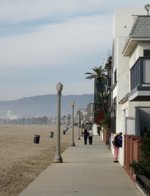 Marina Peninsula Beach (Charlie Beach) in Los Angeles, CA - California ...
