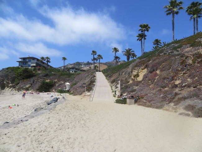 Christmas Cove Beach in Laguna Beach, CA - California Beaches