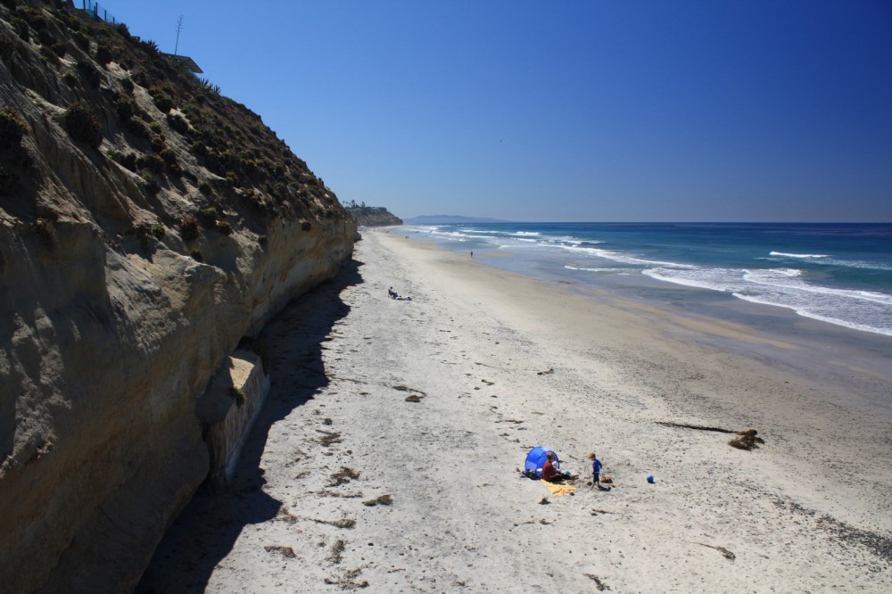 Moonlight State Beach in Encinitas, CA - California Beaches