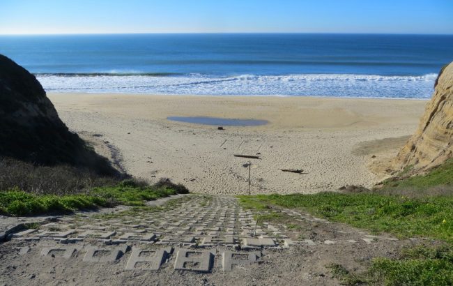 Poplar Beach in Half Moon Bay, CA - California Beaches