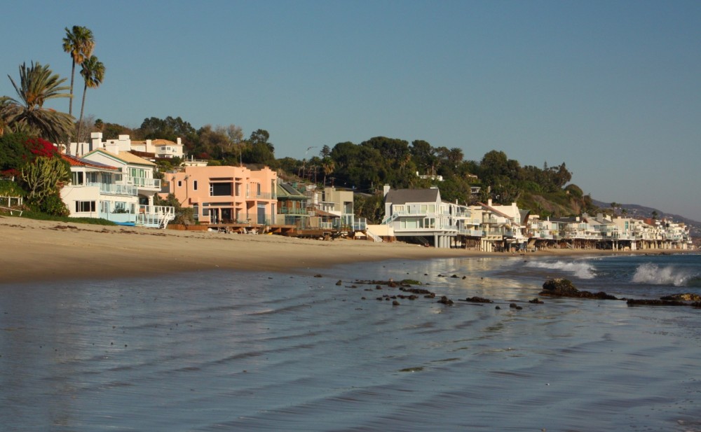 Escondido Beach in Malibu, CA - California Beaches