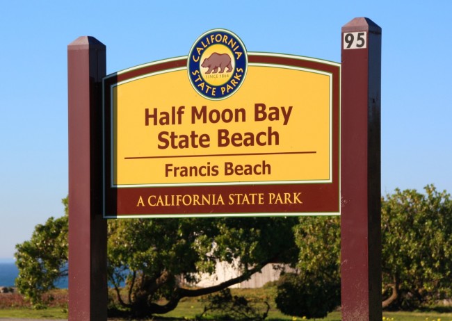 Francis Beach at Half Moon Bay State Beach in Half Moon Bay, CA ...