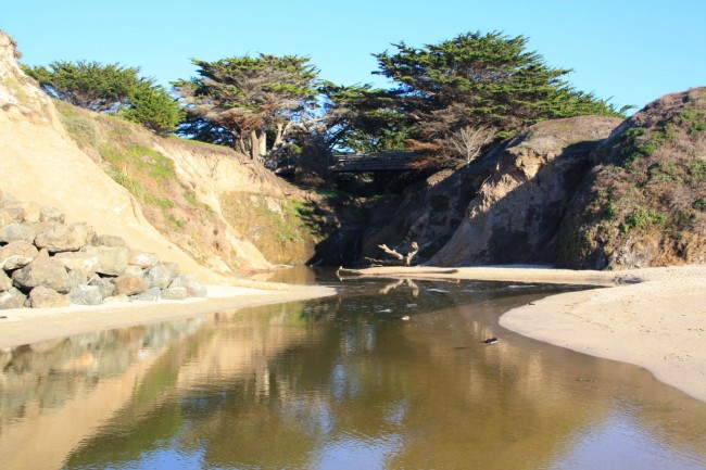 Pelican Point Beach in Half Moon Bay, CA - California Beaches