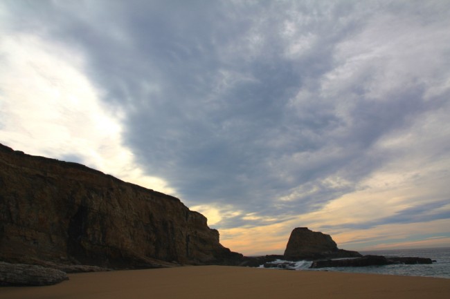 Hole-in-the-Wall Beach in Santa Cruz, CA - California Beaches