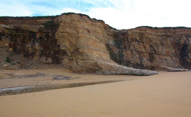 Hole-in-the-Wall Beach in Santa Cruz, CA - California Beaches