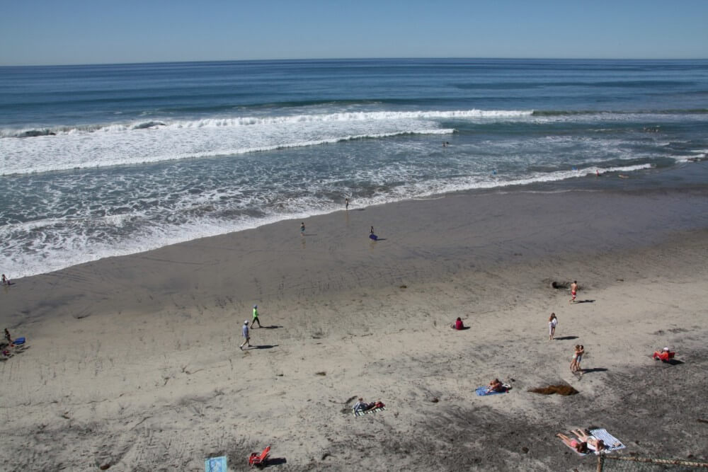 D Street Beach in Encinitas, CA - California Beaches