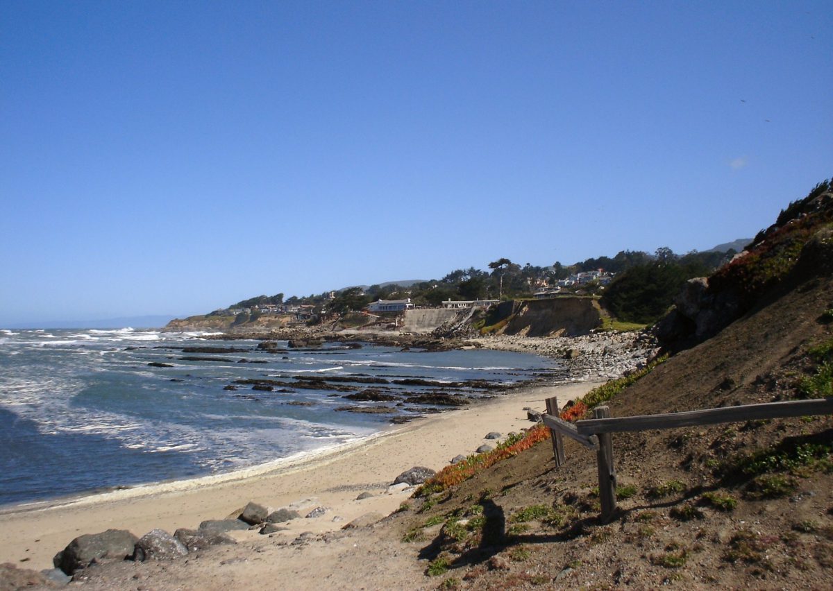 Beaches in Moss Beach, CA - California Beaches