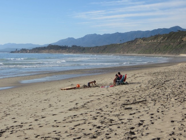 Rincon Park County Beach in Carpinteria, CA - California Beaches