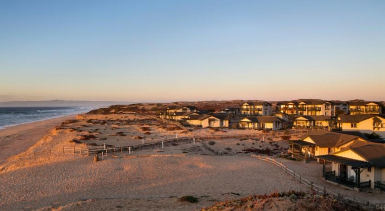 Monterey Beachfront Hotels - California Beaches